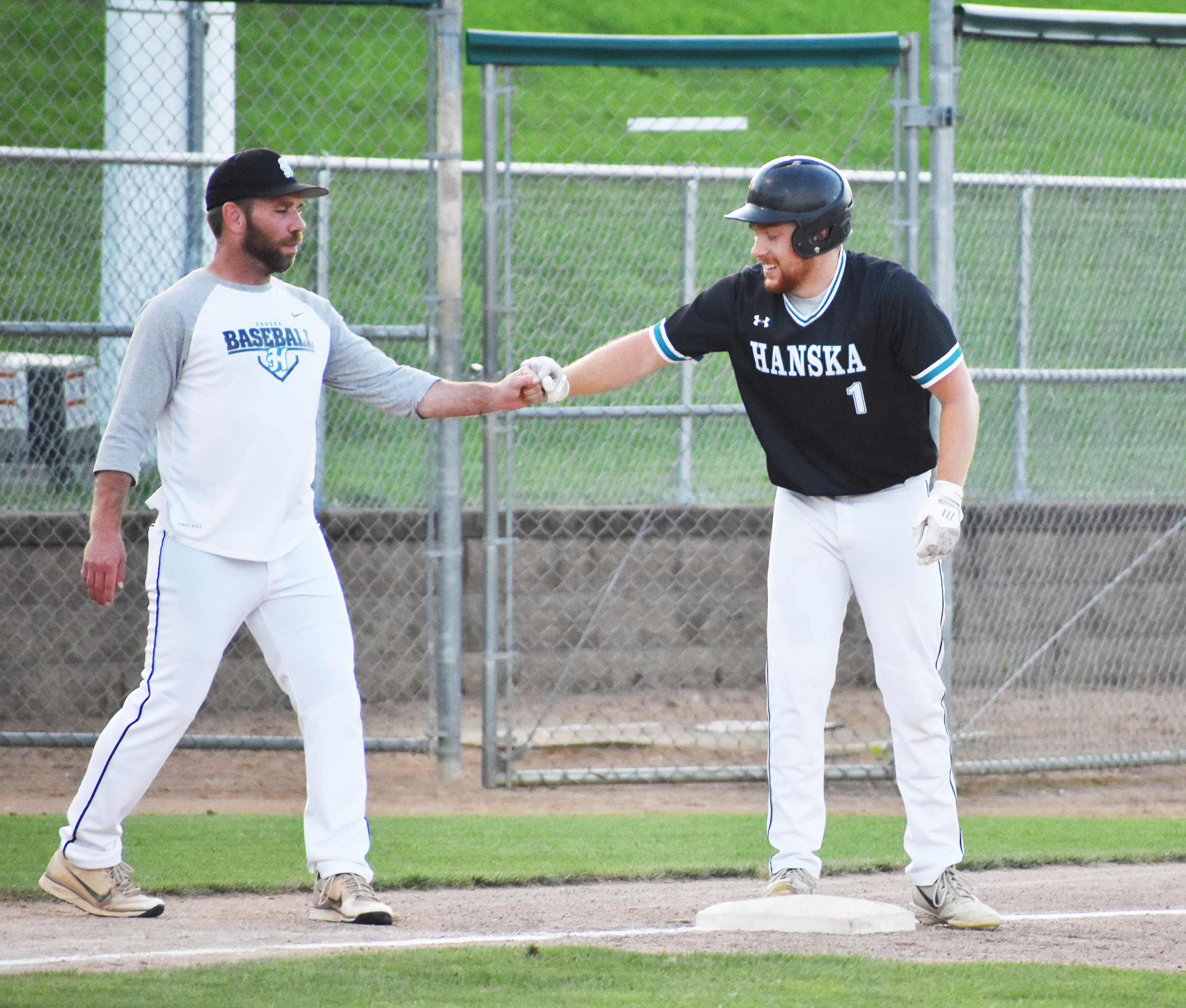 Red-hot Hanska preps for state matchup with Hawley | News, Sports, Jobs - The Journal